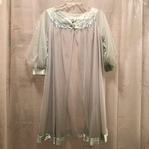 Vintage | Intimates & Sleepwear | Vintage Sheer House Or Dressing Robe ...
